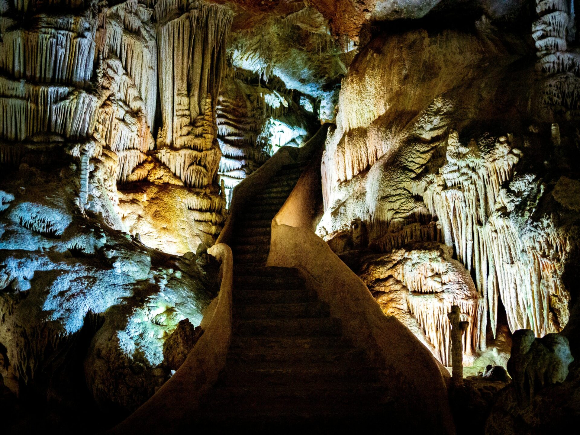 Top 8 Spanish Caves to Visit - Spanish Glory